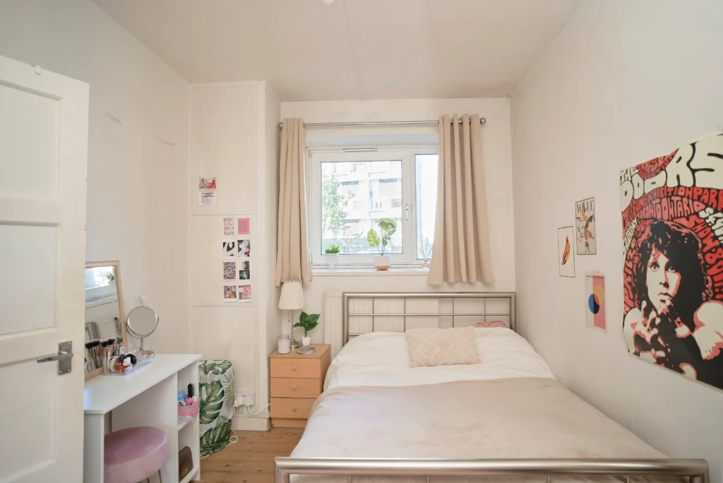 Mary MacArthur House - Room 1 | Pisoria - House Share Lettings London UK