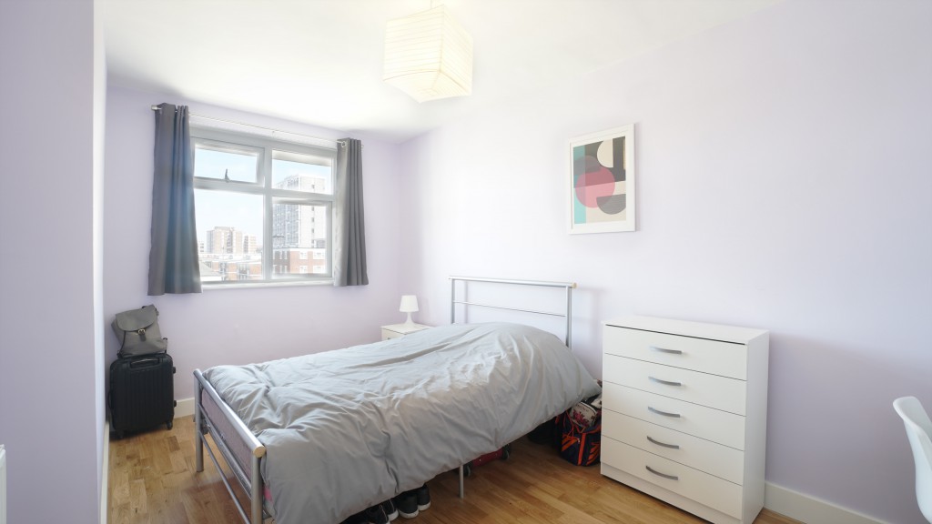 474 Fellows Court - Room 3 | Pisoria - House Share Lettings London UK